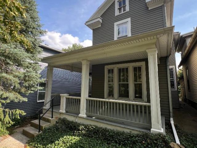 3 Br, 2 bath, Single Family 352 East Mulberry Street