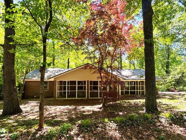3 Br, 2 bath, Single Family 3545 Gilleland Extension