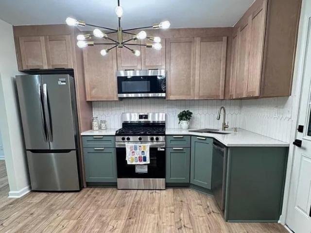 3 Br, 2 bath, Single Family 3589 Orchard Cir