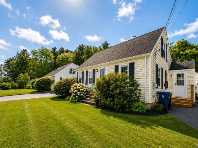 3 Br, 2 bath, Single Family 35 Sumac St