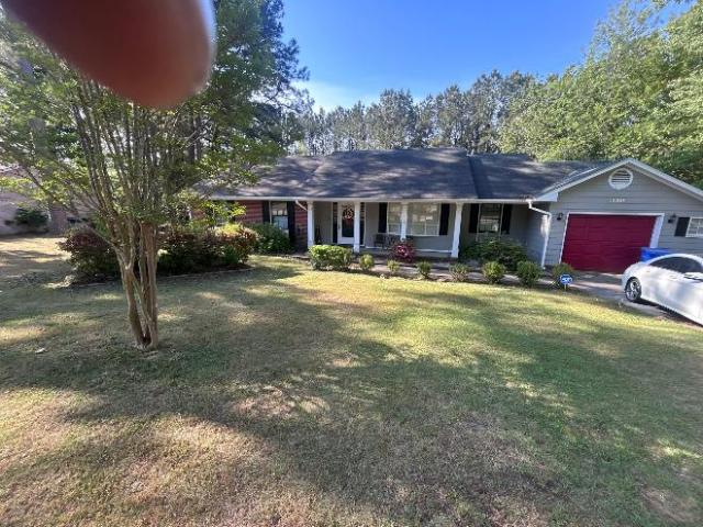 3 Br, 2 bath, Single Family 3611 Tindall Ct