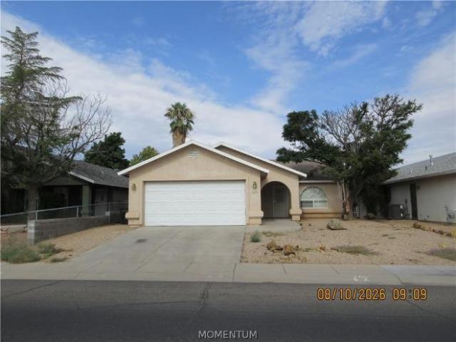 3 Br, 2 bath, Single Family 3615 Willow