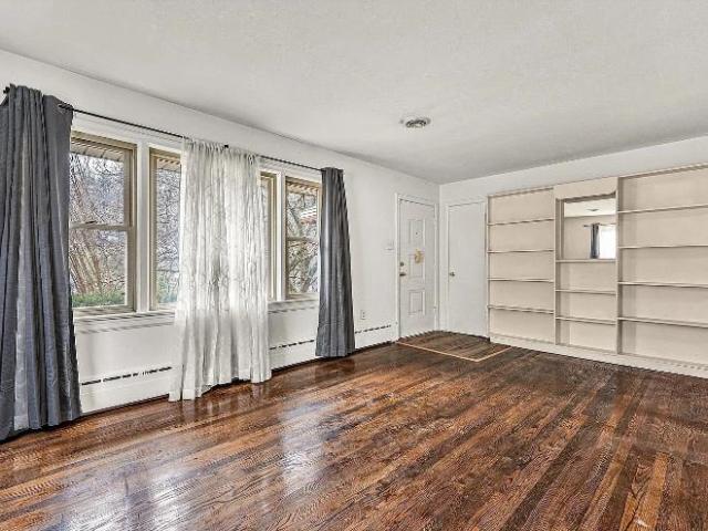 3 Br, 2 bath, Single Family 3625 Brandywine Ave