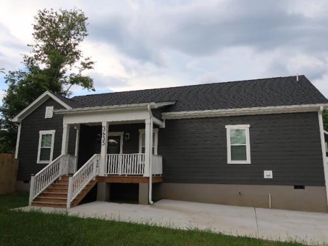 3 Br, 2 bath, Single Family 3635 Guess Rd