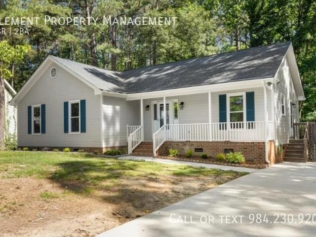 3 Br, 2 bath, Single Family 3641 Meadow Creek Ln