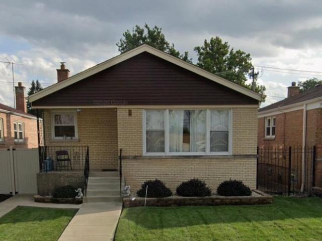 3 Br, 2 bath, Single Family 3643 W 84th St
