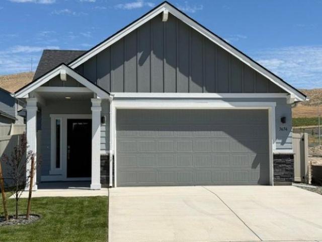 3 Br, 2 bath, Single Family 3656 Barbera St