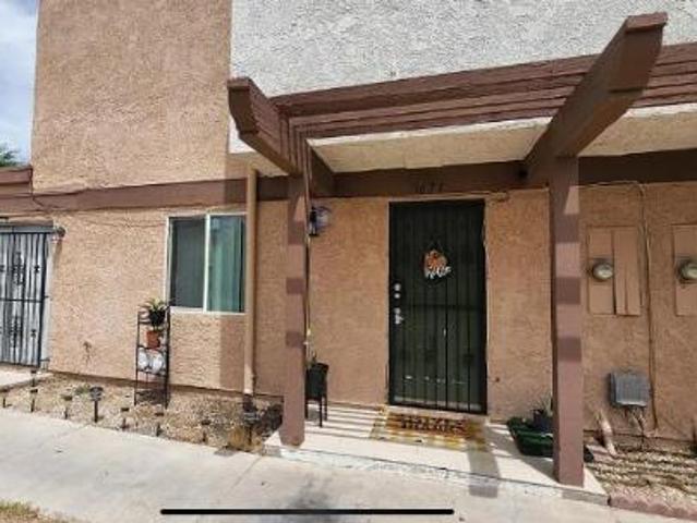 3 Br, 2 bath, Single Family 3671 Villa Knolls East Drive