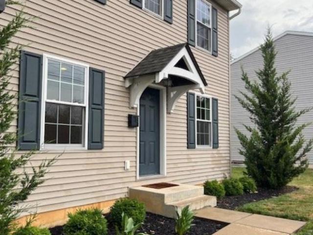 3 Br, 2 bath, Single Family 36 Raymond Street
