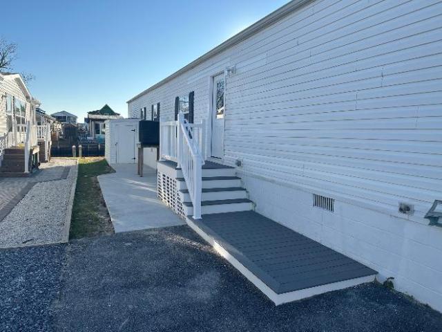 3 Br, 2 bath, Single Family 37018 Laws Point Road
