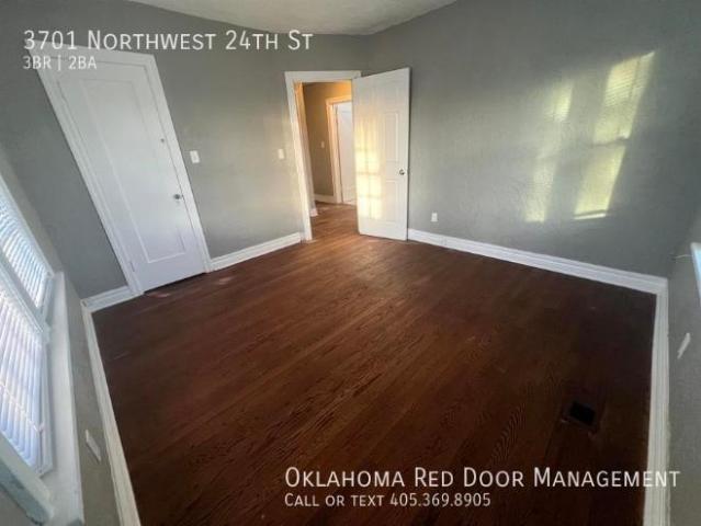 3 Br, 2 bath, Single Family 3701 Northwest 24th St