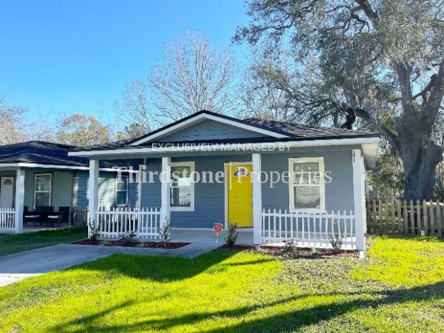 3 Br, 2 bath, Single Family 371 Smith Street
