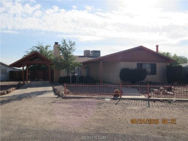 3 Br, 2 bath, Single Family 3724 N Skylark Road