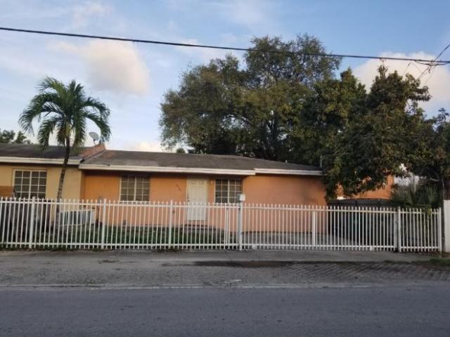 3 Br, 2 bath, Single Family 3725 Nw 13 Av