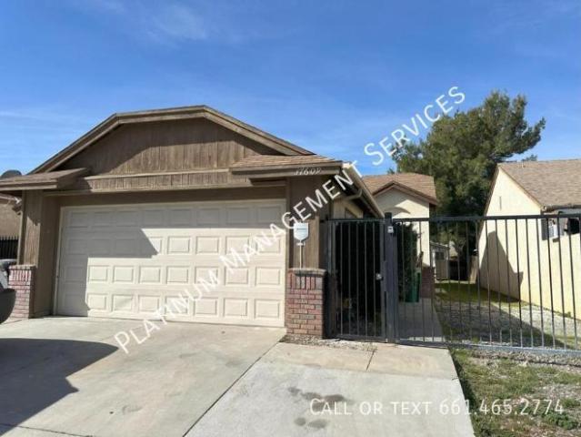 3 Br, 2 bath, Single Family 37609 15th St E
