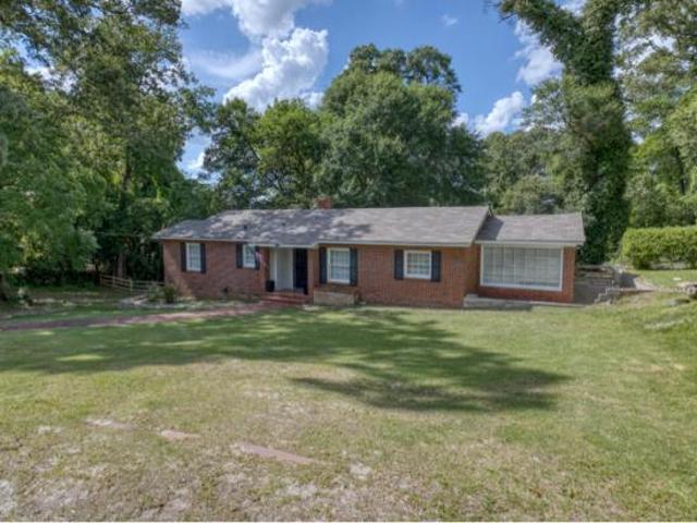 3 Br, 2 bath, Single Family 3775 Steam Mill Rd