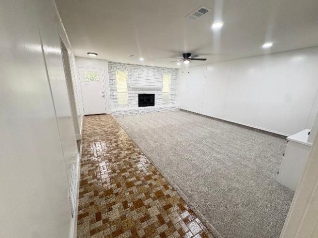 3 Br, 2 bath, Single Family 3802 Roan Cir