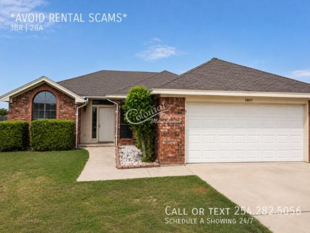 3 Br, 2 bath, Single Family 3807 Shellrock Dr