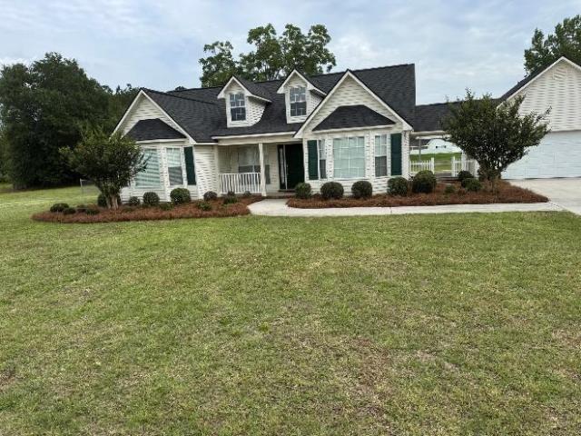 3 Br, 2 bath, Single Family 3809 Doe Ln