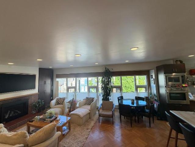 3 Br, 2 bath, Single Family 3900 21st St