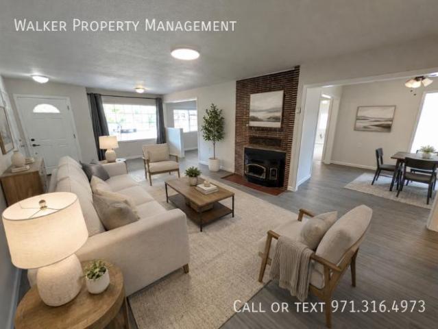 3 Br, 2 bath, Single Family 3911 NE Garden Dr