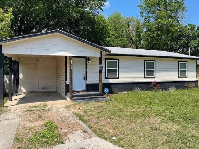 3 Br, 2 bath, Single Family 3921 Avenue H