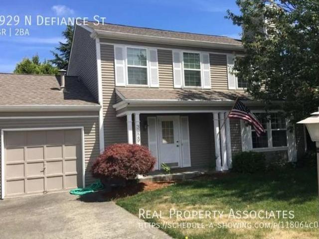 3 Br, 2 bath, Single Family 3929 N Defiance St