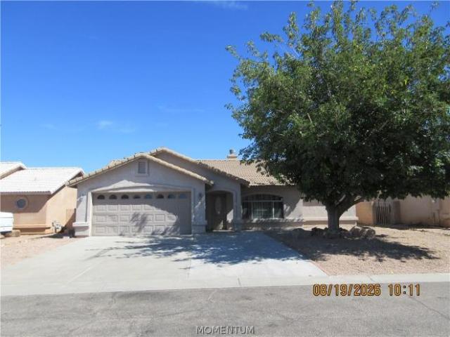 3 Br, 2 bath, Single Family 3933 E Nicole Avenue