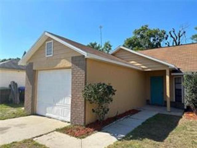 3 Br, 2 bath, Single Family 3933 Magnolia Lake Ln