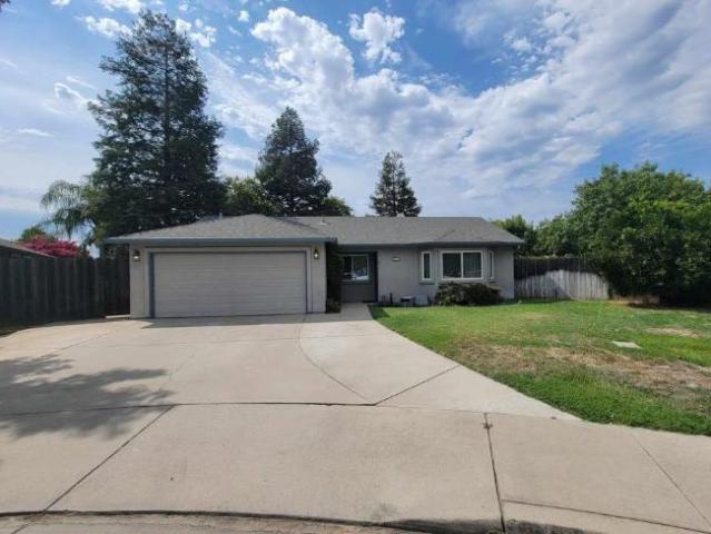 3 Br, 2 bath, Single Family 3941 Supreme Ct