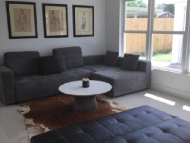 4 Br, 3 bath, Single Family 3959 Eton Pl