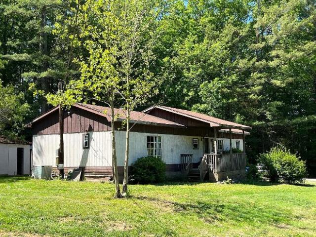 3 Br, 2 bath, Single Family 39 Pug Run