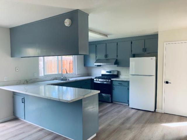 3 Br, 2 bath, Single Family 3009 Lillard Drive