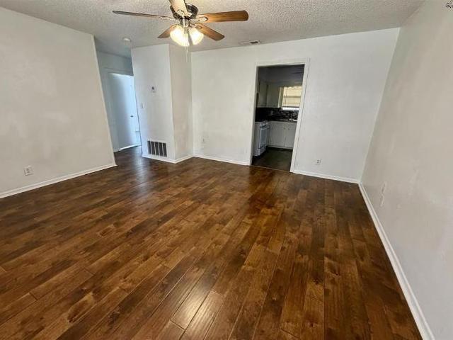3 Br, 2 bath, Single Family 3017 Mcgaha Ave