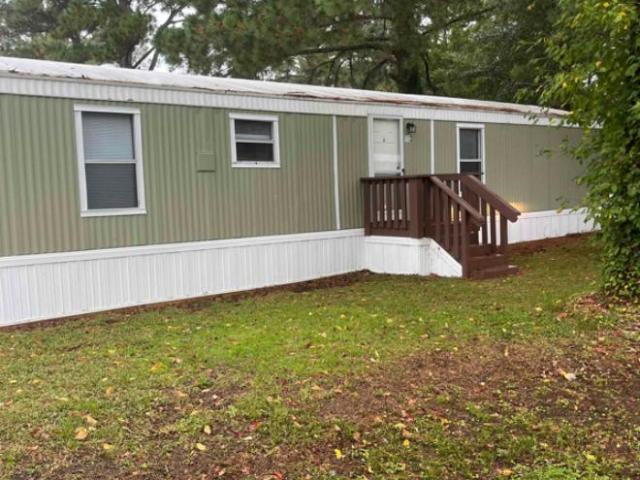 3 Br, 2 bath, Single Family 302 Cottonwood Ln