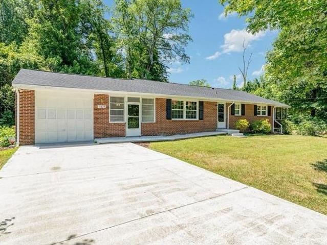 3 Br, 2 bath, Single Family 3035 Ridgemeadow Dr