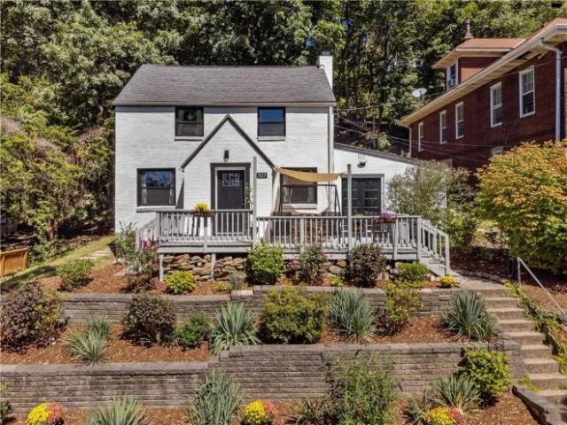 3 Br, 2 bath, Single Family 307 Highland Ter