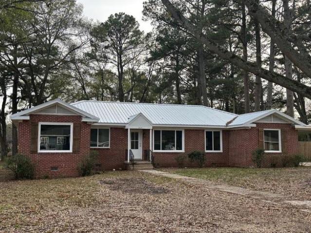3 Br, 2 bath, Single Family 307 Mckie St