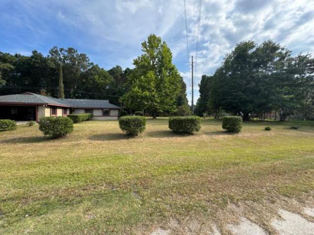 3 Br, 2 bath, Single Family 3040 Mink Point Blvd