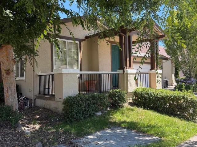 3 Br, 2 bath, Single Family 308 Winemaker Way