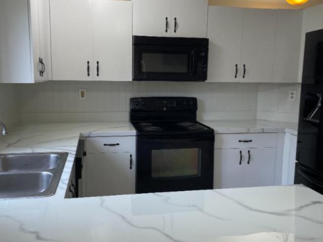 3 Br, 2 bath, Single Family 308 Bishop Rd