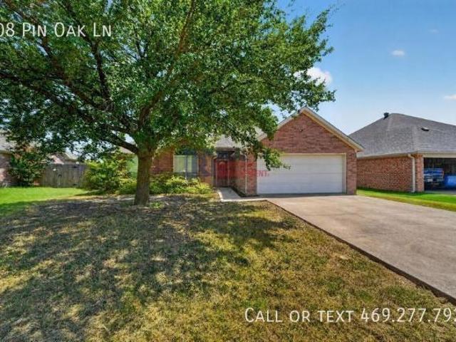 3 Br, 2 bath, Single Family 308 Pin Oak Ln