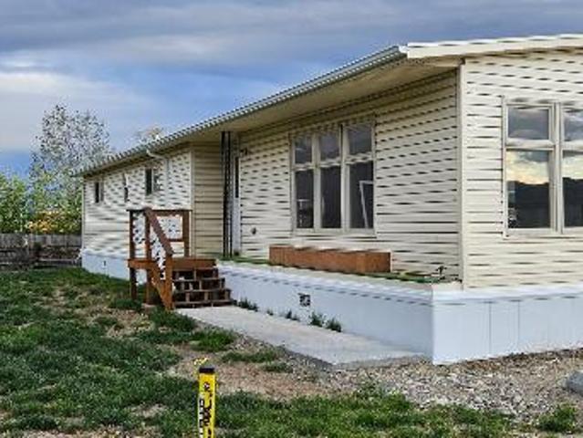 3 Br, 2 bath, Single Family 30 W 3rd