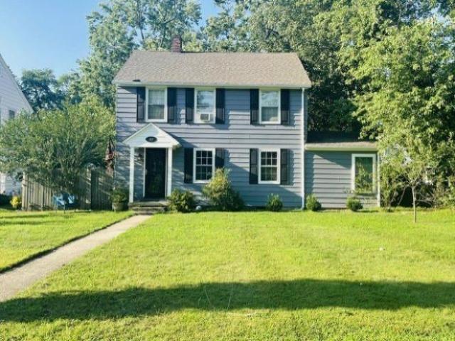 3 Br, 2 bath, Single Family 313 Linden Ave