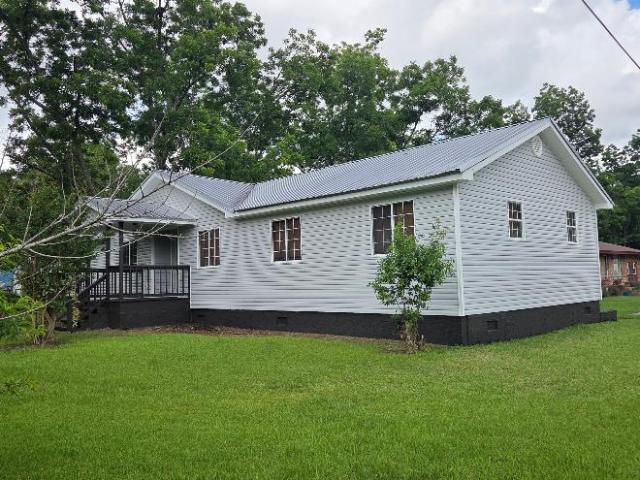 3 Br, 2 bath, Single Family 3109 Cabin St