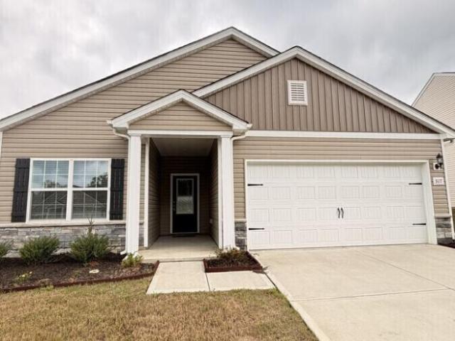 3 Br, 2 bath, Single Family 3117 Maple Ridge Dr
