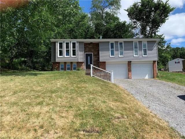 3 Br, 2 bath, Single Family 3124 Haberlein Rd