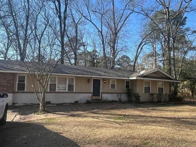 3 Br, 2 bath, Single Family 3129 Adrienne Dr