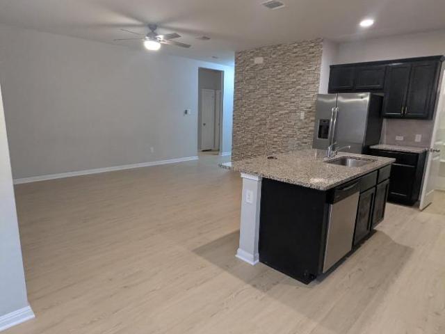 3 Br, 2 bath, Single Family 3130 Blantyre Bnd