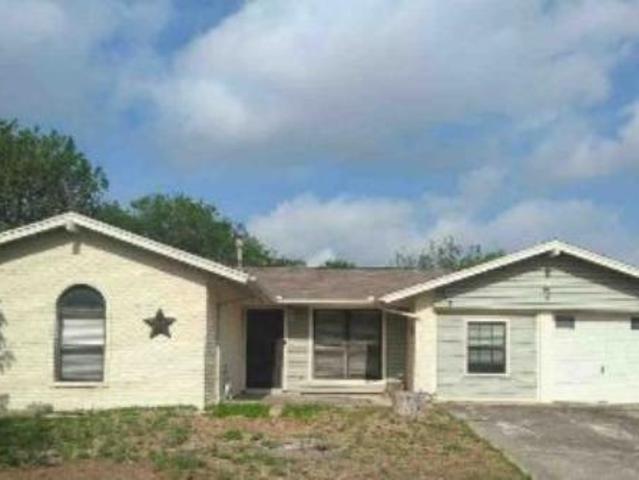 3 Br, 2 bath, Single Family 317 Vivian Dr